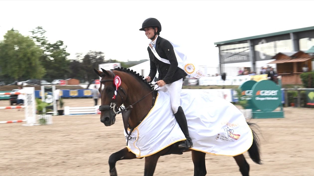 Imma Roquet pone la guinda a un sensacional concurso con el Gran Premio ...